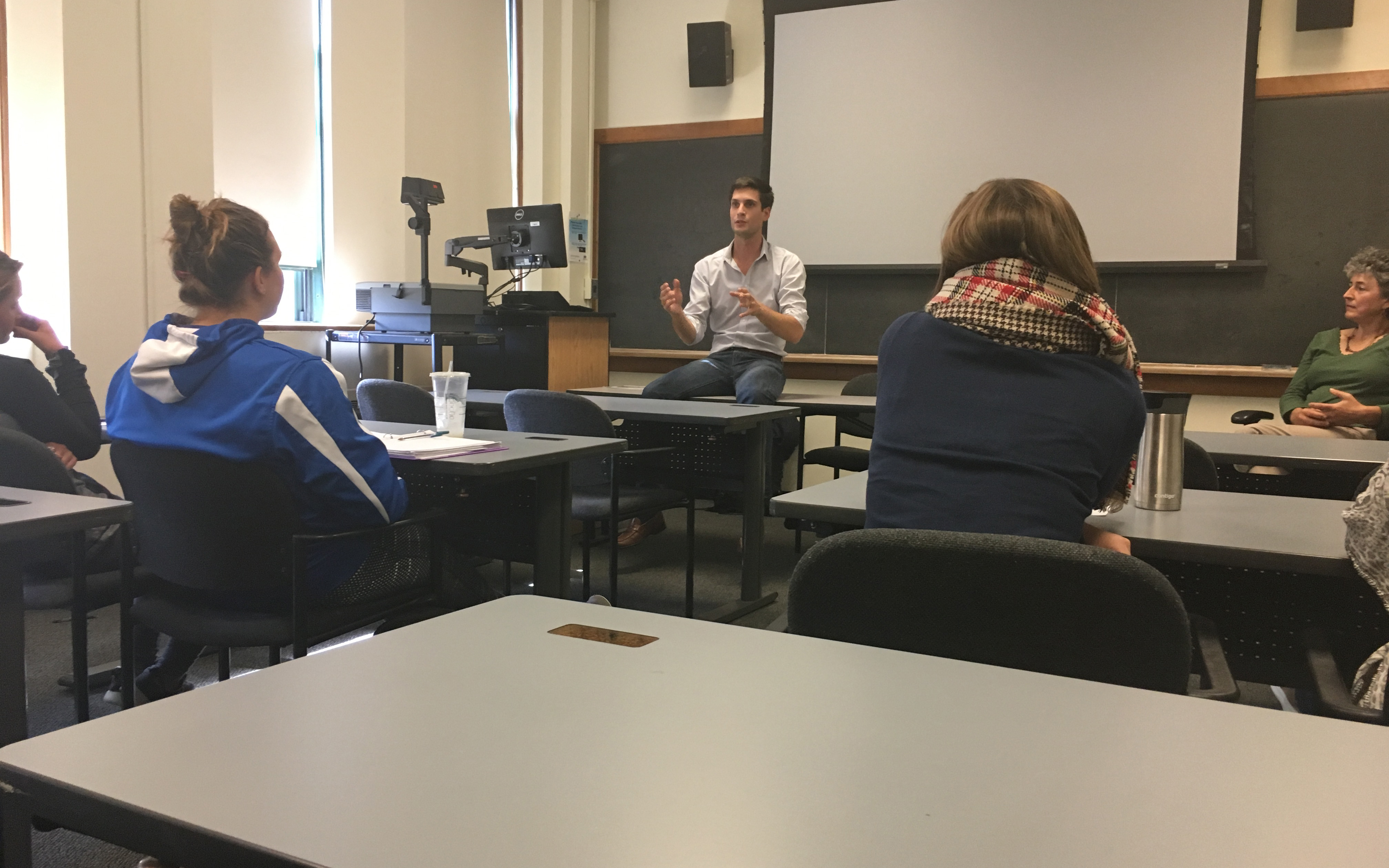 Documentary filmmaker visits climate change classes at UNE