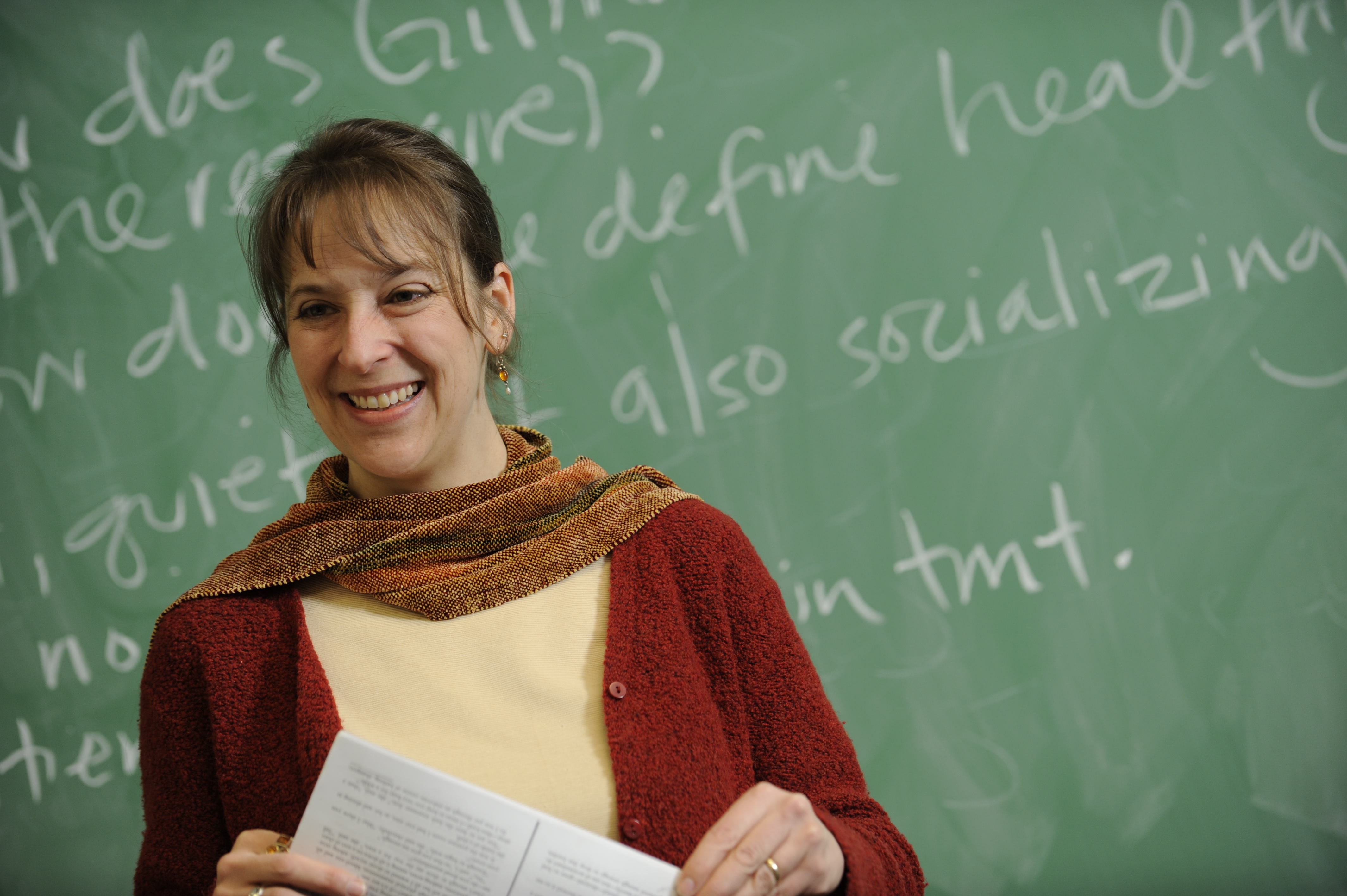 Jennifer Tuttle takes part in First Friday reading event