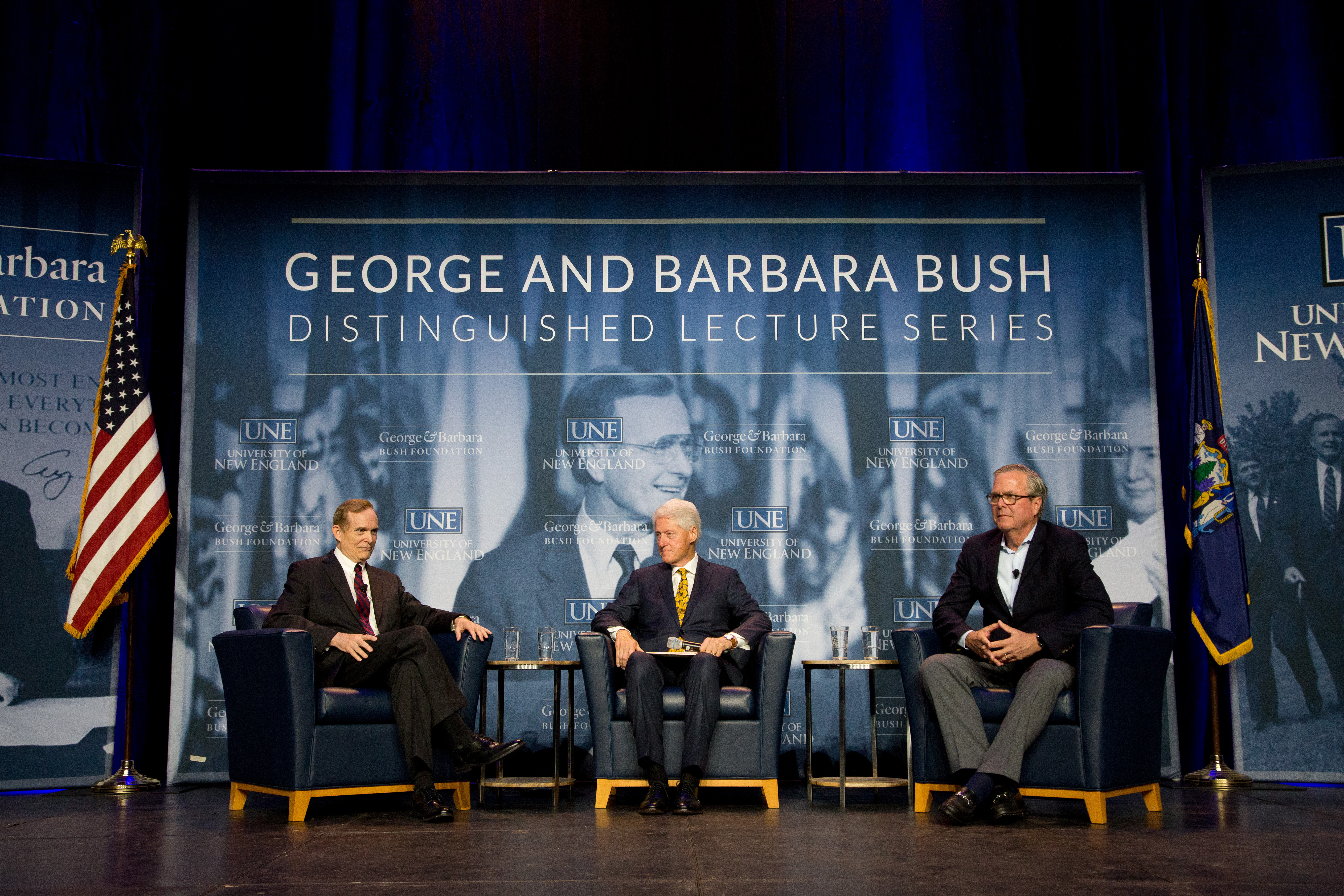 President Bill Clinton and former Governor Jeb Bush commemorate the ...